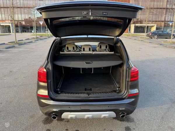 Black BMW X3 2019 in Klaipeda, with an engine capacity of 2.00 L and mileage of 128 thousand km for 22500 €, photo 8 on AUTOMOTO.COM.LV