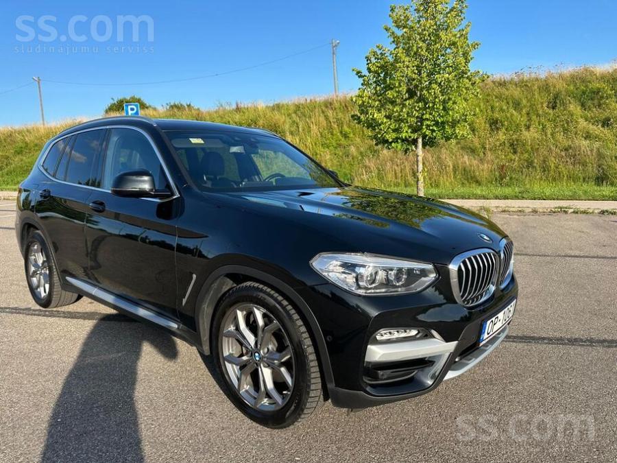 Black BMW X3 2019 in Daugavpils, with an engine capacity of 2.00 L and mileage of 193 thousand km for 20900 €, photo 7 on AUTOMOTO.COM.LV