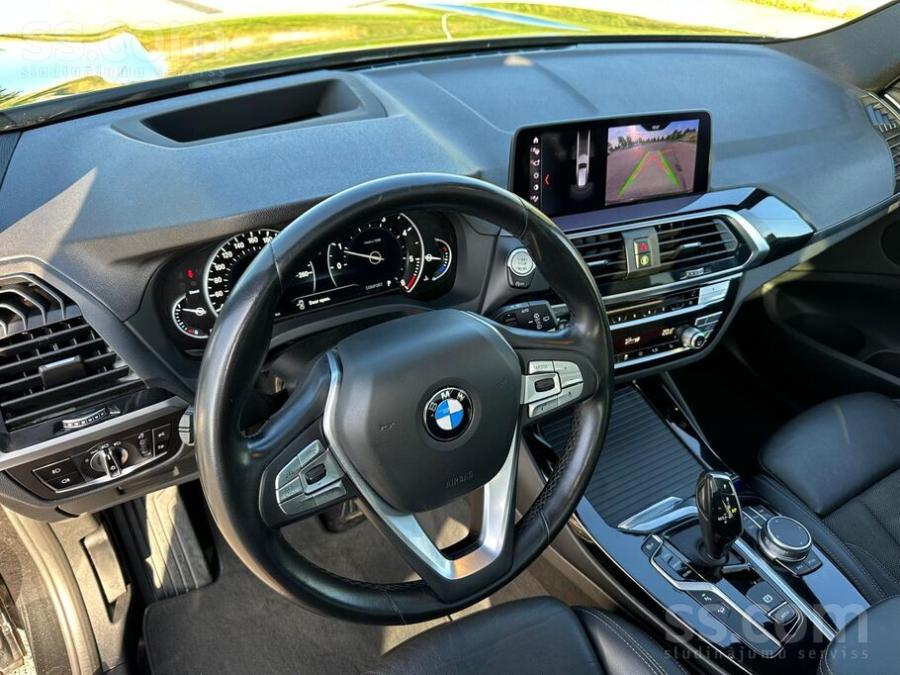Black BMW X3 2019 in Daugavpils, with an engine capacity of 2.00 L and mileage of 193 thousand km for 20900 €, photo 8 on AUTOMOTO.COM.LV