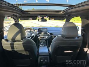 Black BMW X3 2019 in Daugavpils, with an engine capacity of 2.00 L and mileage of 193 thousand km for 20900 €, photo 9 on AUTOMOTO.COM.LV