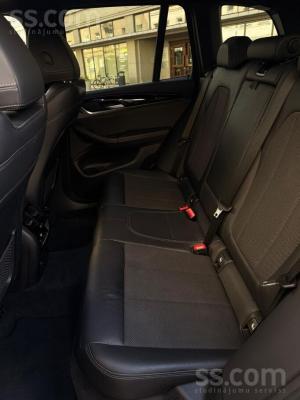 Black BMW X3 2019 in Daugavpils, with an engine capacity of 2.00 L and mileage of 193 thousand km for 20900 €, photo 16 on AUTOMOTO.COM.LV