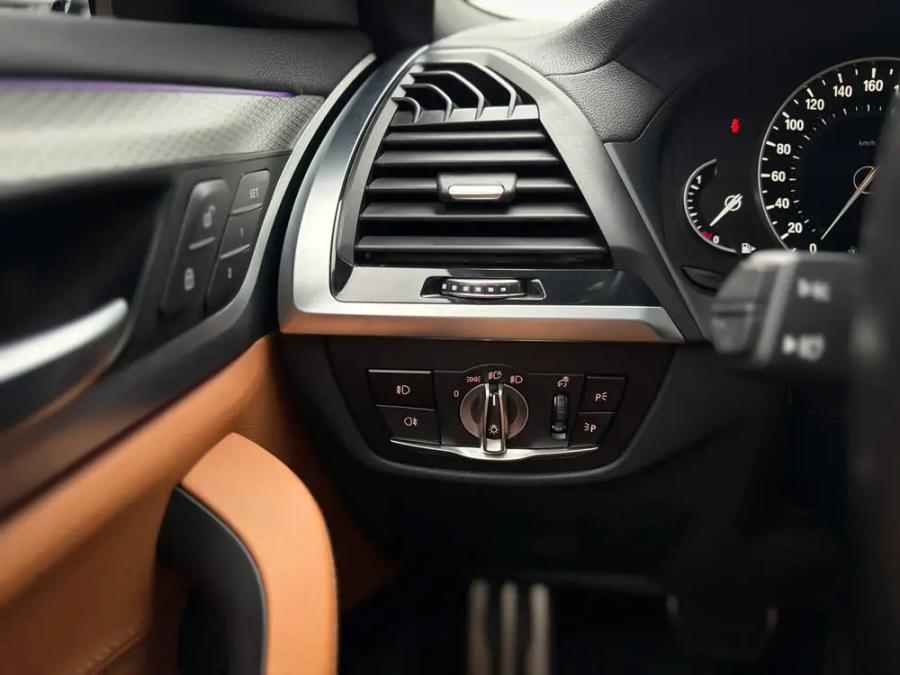 Melns BMW X3 2019 Jelgava, ar dzinēja tilpumu 2.00 L un nobraukumu 152 tūkst. km par 24900 €, foto 19 vietnē AUTOMOTO.COM.LV