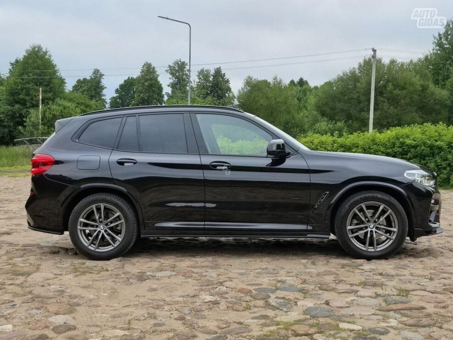 Black BMW X3 2019 in Telschi, with an engine capacity of 2.00 L and mileage of 186 thousand km for 21000 €, photo 5 on AUTOMOTO.COM.LV