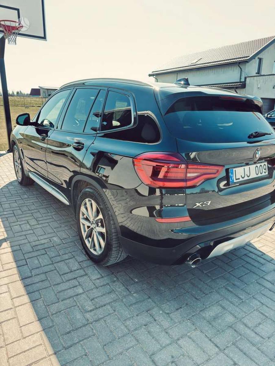 Black BMW X3 2019 in Trakai, with an engine capacity of 2.00 L and mileage of 168 thousand km for 18000 €, photo 5 on AUTOMOTO.COM.LV