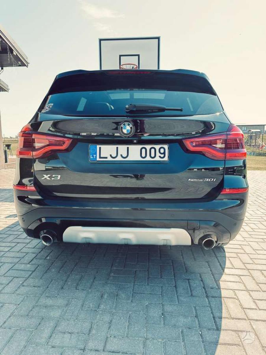 Black BMW X3 2019 in Trakai, with an engine capacity of 2.00 L and mileage of 168 thousand km for 18000 €, photo 6 on AUTOMOTO.COM.LV