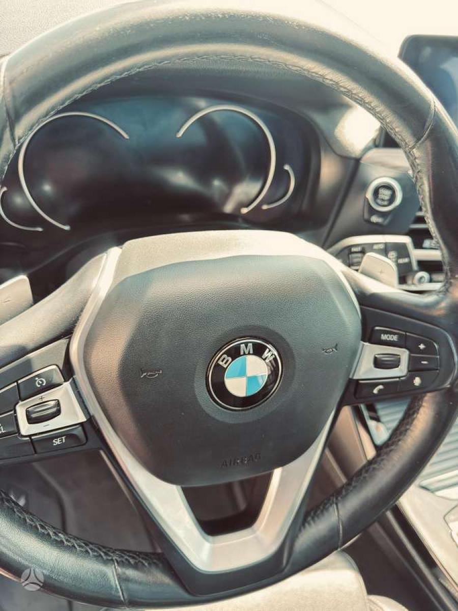 Black BMW X3 2019 in Trakai, with an engine capacity of 2.00 L and mileage of 168 thousand km for 18000 €, photo 10 on AUTOMOTO.COM.LV