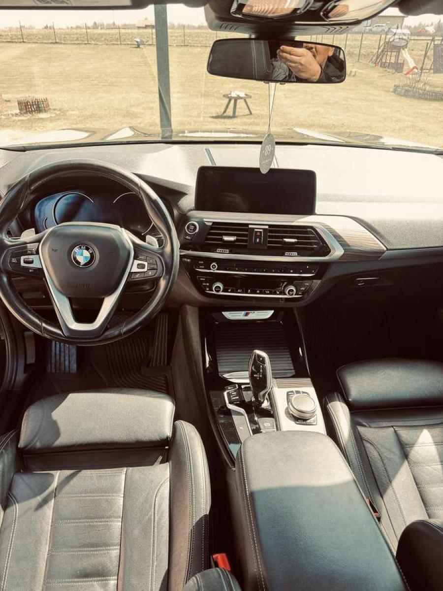 Black BMW X3 2019 in Trakai, with an engine capacity of 2.00 L and mileage of 168 thousand km for 18000 €, photo 11 on AUTOMOTO.COM.LV