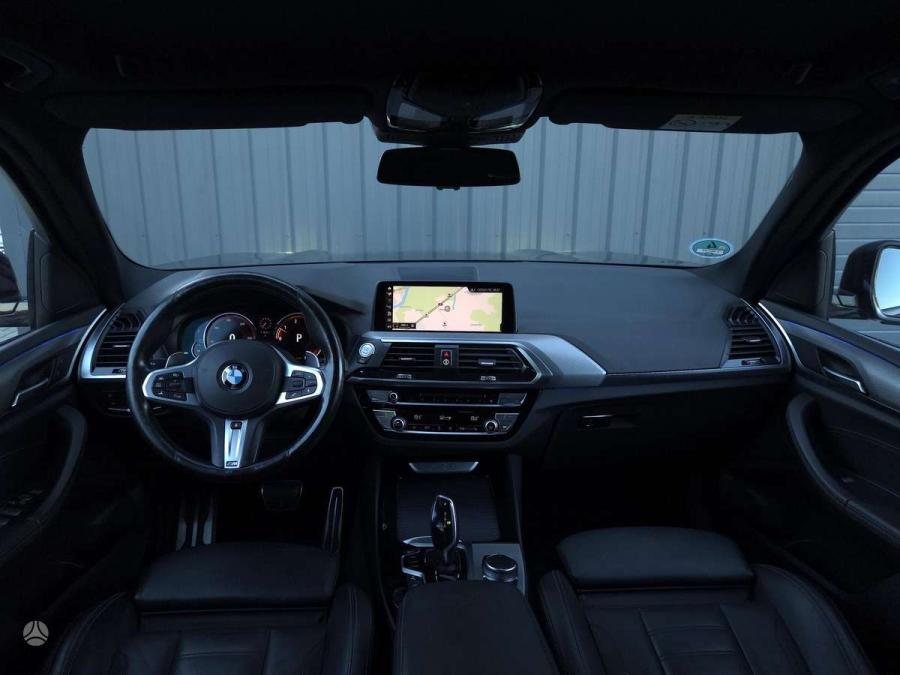 Black BMW X3 2019 in Kaunas, with an engine capacity of 3.00 L and mileage of 260 thousand km for 24950 €, photo 25 on AUTOMOTO.COM.LV