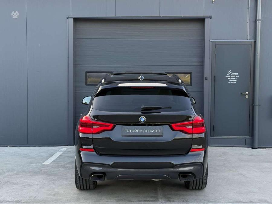 Black BMW X3 2019 in Kaunas, with an engine capacity of 2.99 L and mileage of 259 thousand km for 26999 €, photo 8 on AUTOMOTO.COM.LV