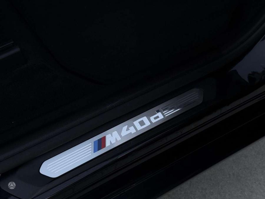 Black BMW X3 2019 in Kaunas, with an engine capacity of 2.99 L and mileage of 259 thousand km for 26999 €, photo 16 on AUTOMOTO.COM.LV