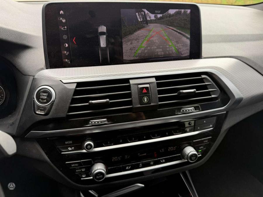 Black BMW X3 2019 in Vilnius, with an engine capacity of 3.00 L and mileage of 267 thousand km for 17800 €, photo 13 on AUTOMOTO.COM.LV