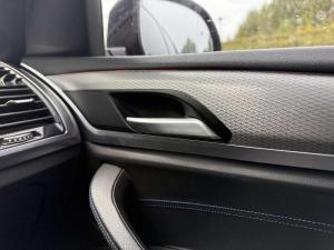 Black BMW X3 2019 in Vilnius, with an engine capacity of 3.00 L and mileage of 267 thousand km for 17800 €, photo 24 on AUTOMOTO.COM.LV