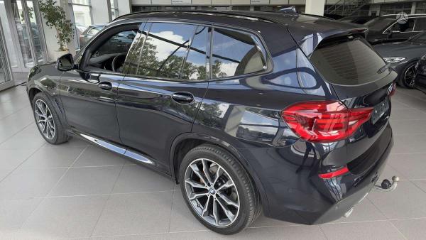 BMW X3 2019 Marijampole vietnē Melns BMW X3 2019 Marijampole, ar dzinēja tilpumu 2.00 L un nobraukumu 178 tūkst. km par 24999 €, foto 4 vietnē AUTOMOTO.COM.LV