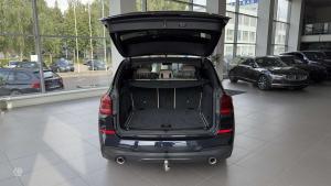 Black BMW X3 2019 in Marijampole, with an engine capacity of 2.00 L and mileage of 178 thousand km for 24999 €, photo 6 on AUTOMOTO.COM.LV