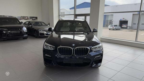BMW X3 2019 Marijampole vietnē Melns BMW X3 2019 Marijampole, ar dzinēja tilpumu 2.00 L un nobraukumu 178 tūkst. km par 24999 €, foto 10 vietnē AUTOMOTO.COM.LV