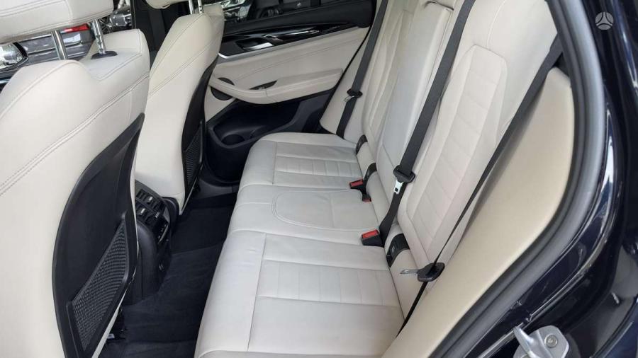 Black BMW X3 2019 in Marijampole, with an engine capacity of 2.00 L and mileage of 178 thousand km for 24999 €, photo 15 on AUTOMOTO.COM.LV