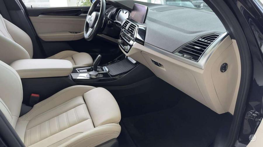 Black BMW X3 2019 in Marijampole, with an engine capacity of 2.00 L and mileage of 178 thousand km for 24999 €, photo 16 on AUTOMOTO.COM.LV