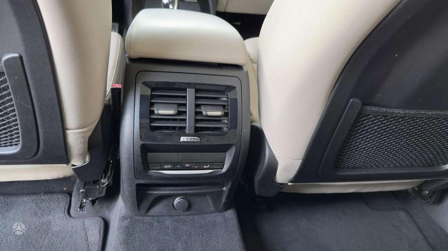 Black BMW X3 2019 in Marijampole, with an engine capacity of 2.00 L and mileage of 178 thousand km for 24999 €, photo 24 on AUTOMOTO.COM.LV
