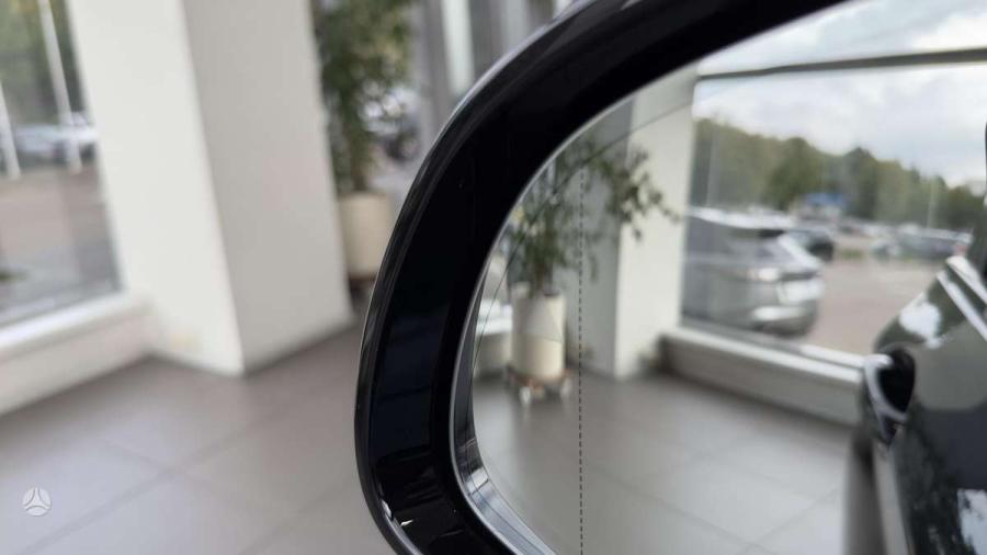 Black BMW X3 2019 in Marijampole, with an engine capacity of 2.00 L and mileage of 178 thousand km for 24999 €, photo 32 on AUTOMOTO.COM.LV