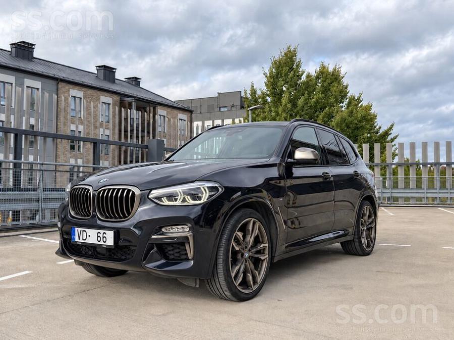 Black BMW X3 2019 in Riga, with an engine capacity of 3.00 L and mileage of 173 thousand km for 29900 €, photo 1 on AUTOMOTO.COM.LV