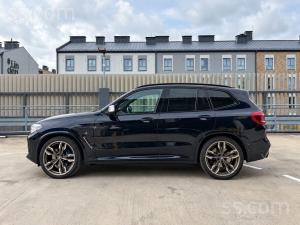 Black BMW X3 2019 in Riga, with an engine capacity of 3.00 L and mileage of 173 thousand km for 29900 €, photo 6 on AUTOMOTO.COM.LV