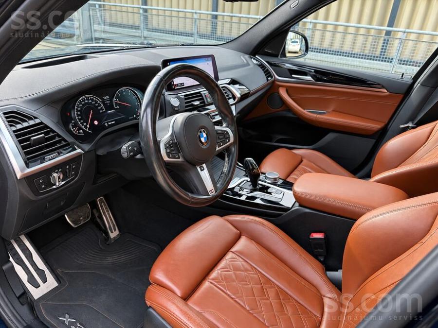 Black BMW X3 2019 in Riga, with an engine capacity of 3.00 L and mileage of 173 thousand km for 29900 €, photo 10 on AUTOMOTO.COM.LV