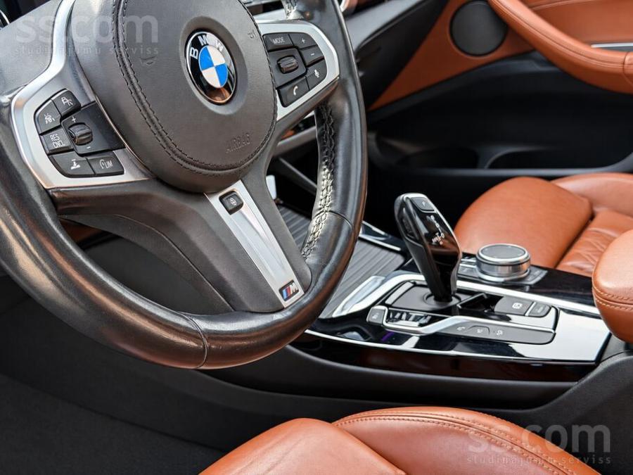 Black BMW X3 2019 in Riga, with an engine capacity of 3.00 L and mileage of 173 thousand km for 29900 €, photo 14 on AUTOMOTO.COM.LV