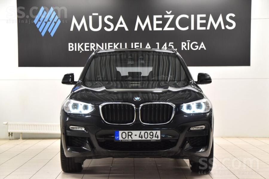Black BMW X3 2019 in Riga, with an engine capacity of 2.00 L and mileage of 115 thousand km for 25990 €, photo 3 on AUTOMOTO.COM.LV