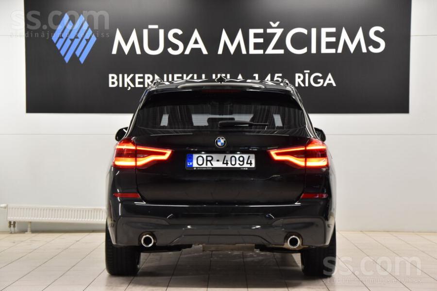 Black BMW X3 2019 in Riga, with an engine capacity of 2.00 L and mileage of 115 thousand km for 25990 €, photo 8 on AUTOMOTO.COM.LV