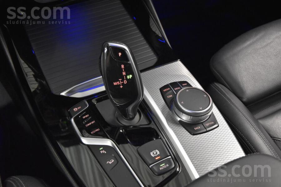 Black BMW X3 2019 in Riga, with an engine capacity of 2.00 L and mileage of 115 thousand km for 25990 €, photo 18 on AUTOMOTO.COM.LV