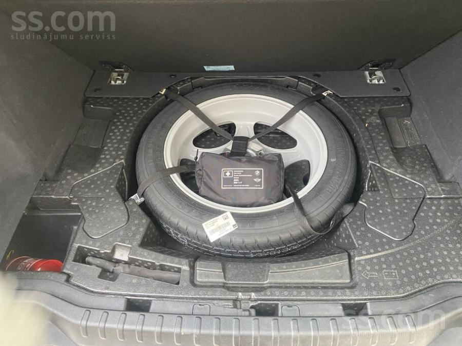 Black BMW X3 2019 in Riga, with an engine capacity of 2.00 L and mileage of 152 thousand km for 23500 €, photo 13 on AUTOMOTO.COM.LV