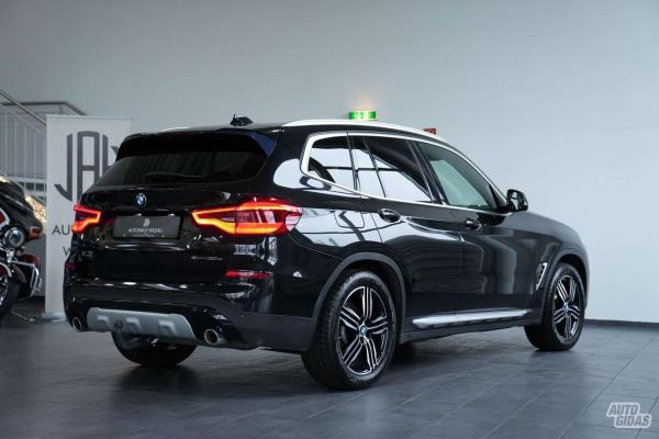 Melns BMW X3 2020 Kauņa, ar dzinēja tilpumu 2.00 L un nobraukumu 54 tūkst. km par 32690 €, foto 7 vietnē AUTOMOTO.COM.LV