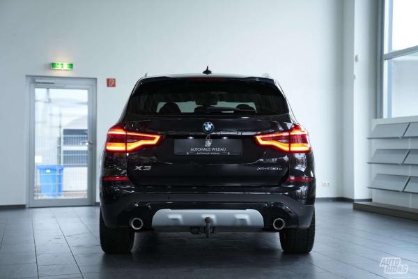Melns BMW X3 2020 Kauņa, ar dzinēja tilpumu 2.00 L un nobraukumu 54 tūkst. km par 32690 €, foto 8 vietnē AUTOMOTO.COM.LV