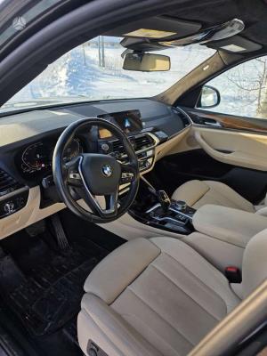 Melns BMW X3 2020 Kretinga, ar dzinēja tilpumu 2.00 L un nobraukumu 51 tūkst. km par 23900 €, foto 6 vietnē AUTOMOTO.COM.LV