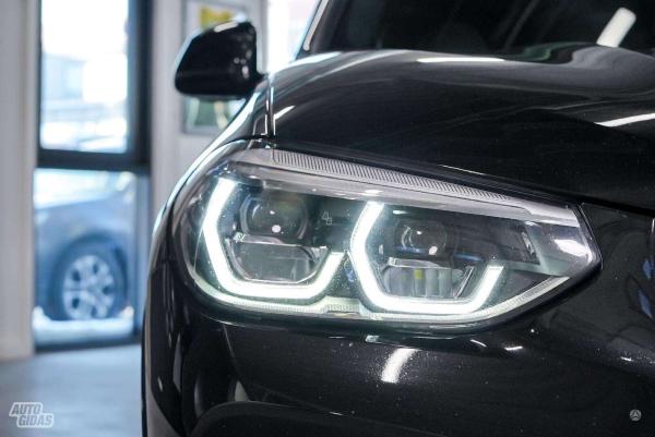 Melns BMW X3 2020 Marijampole, ar dzinēja tilpumu 3.00 L un nobraukumu 199 tūkst. km par 27450 €, foto 7 vietnē AUTOMOTO.COM.LV
