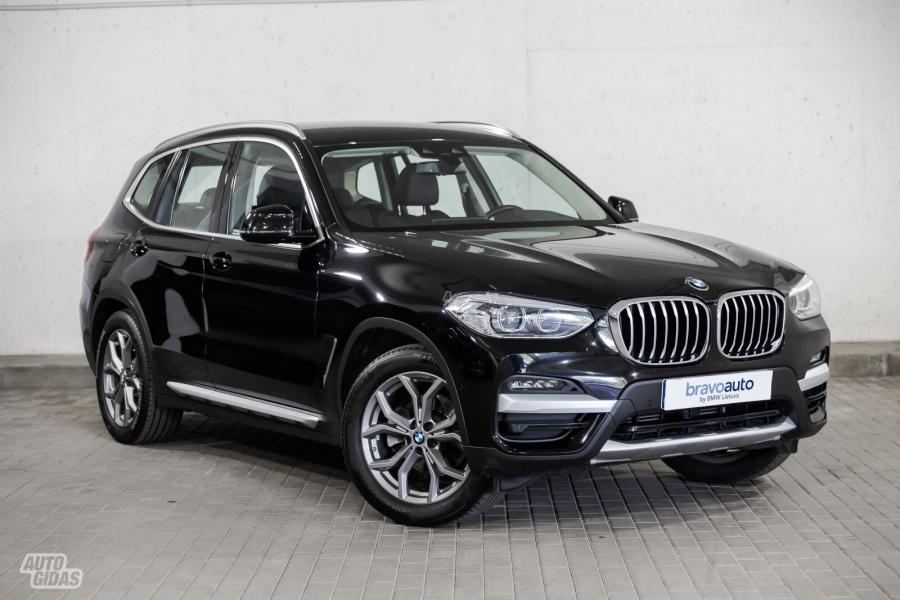 Black BMW X3 2020 in Vilnius, with an engine capacity of 2.00 L and mileage of 70 thousand km for 27491 €, photo 4 on AUTOMOTO.COM.LV