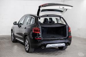 Black BMW X3 2020 in Vilnius, with an engine capacity of 2.00 L and mileage of 70 thousand km for 27491 €, photo 30 on AUTOMOTO.COM.LV