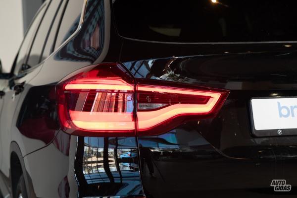 Black BMW X3 2020 in Kaunas, with an engine capacity of 2.00 L and mileage of 178 thousand km for 26774 €, photo 6 on AUTOMOTO.COM.LV