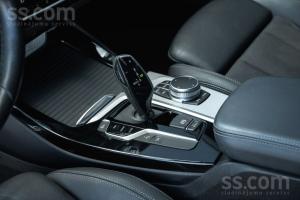 Black BMW X3 2020 in Riga, with an engine capacity of 2.00 L and mileage of 63 thousand km for 28500 €, photo 12 on AUTOMOTO.COM.LV