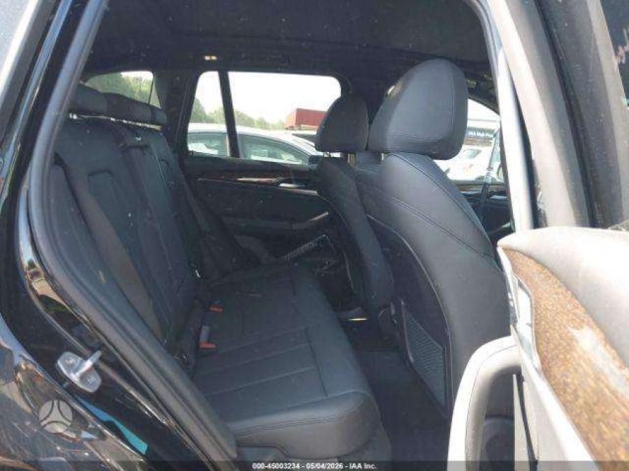 Black BMW X3 2020 in Klaipeda, with an engine capacity of 0.00 L and mileage of 162 thousand km for 15900 €, photo 9 on AUTOMOTO.COM.LV