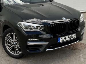 Black BMW X3 2020 in Riga, with an engine capacity of 2.00 L and mileage of 165 thousand km for 27490 €, photo 4 on AUTOMOTO.COM.LV