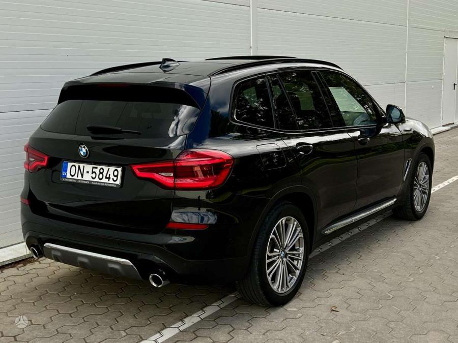 Black BMW X3 2020 in Riga, with an engine capacity of 2.00 L and mileage of 165 thousand km for 27490 €, photo 9 on AUTOMOTO.COM.LV