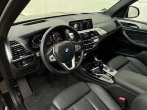Black BMW X3 2020 in Riga, with an engine capacity of 2.00 L and mileage of 165 thousand km for 27490 €, photo 20 on AUTOMOTO.COM.LV