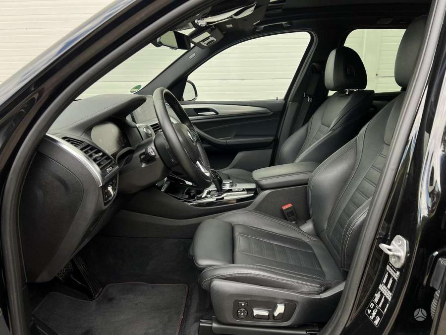 Black BMW X3 2020 in Riga, with an engine capacity of 2.00 L and mileage of 165 thousand km for 27490 €, photo 21 on AUTOMOTO.COM.LV
