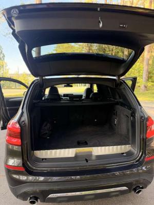 Black BMW X3 2020 in Kaunas, with an engine capacity of 2.00 L and mileage of 127 thousand km for 29700 €, photo 5 on AUTOMOTO.COM.LV