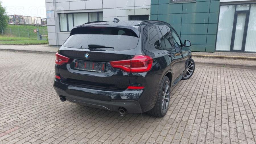 Black BMW X3 2020 in Tukums, with an engine capacity of 2.00 L and mileage of 183 thousand km for 26990 €, photo 8 on AUTOMOTO.COM.LV