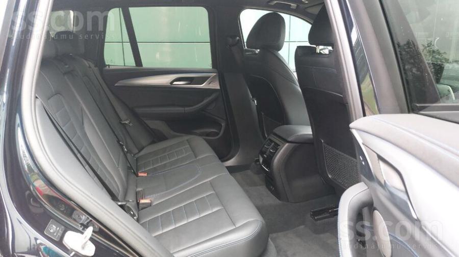 Black BMW X3 2020 in Tukums, with an engine capacity of 2.00 L and mileage of 183 thousand km for 26990 €, photo 16 on AUTOMOTO.COM.LV