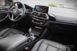 Melns BMW X3 2020 Rīga, ar dzinēja tilpumu 2.00 L un nobraukumu 156 tūkst. km par 23995 €, foto 12 vietnē AUTOMOTO.COM.LV