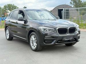 Black BMW X3 2020 in Vilnius, with an engine capacity of 2.00 L and mileage of 199 thousand km for 21900 €, photo 4 on AUTOMOTO.COM.LV