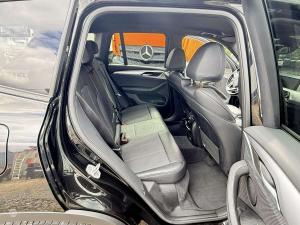 Black BMW X3 2020 in Vilnius, with an engine capacity of 2.00 L and mileage of 199 thousand km for 21900 €, photo 12 on AUTOMOTO.COM.LV